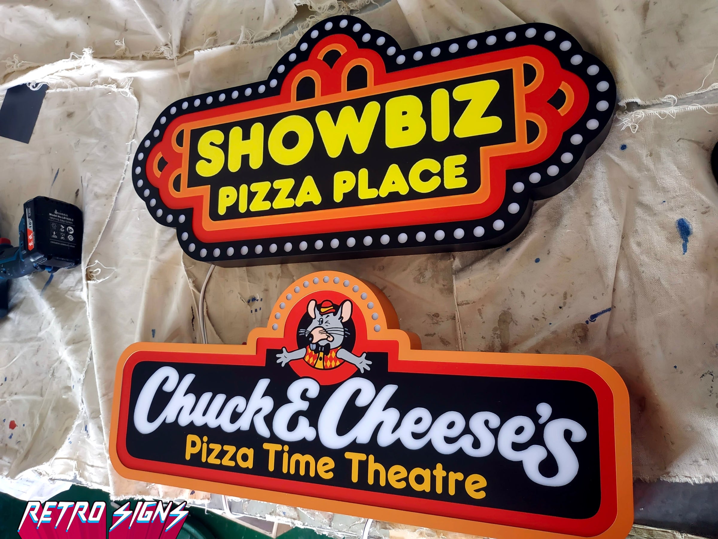 Showbiz Pizza Sign | 1980s Retro Signs | 1980s RETRO SIGNS